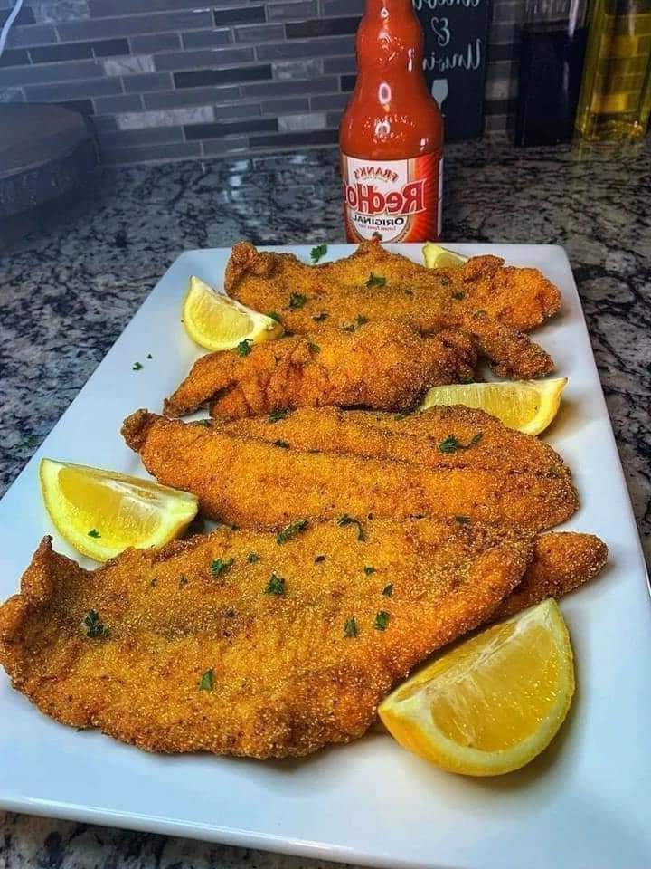 AND I LIKE MY FRIED FISH EXTRA CRISPY - CYSSERO