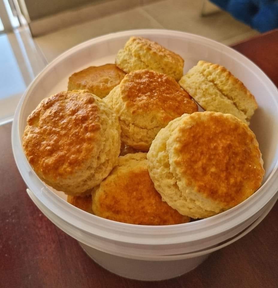 Fluffy Golden Biscuits Recipe - CYSSERO