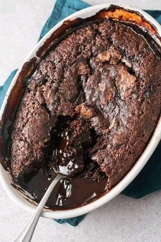 Gooey Chocolate Pudding Cake - CYSSERO