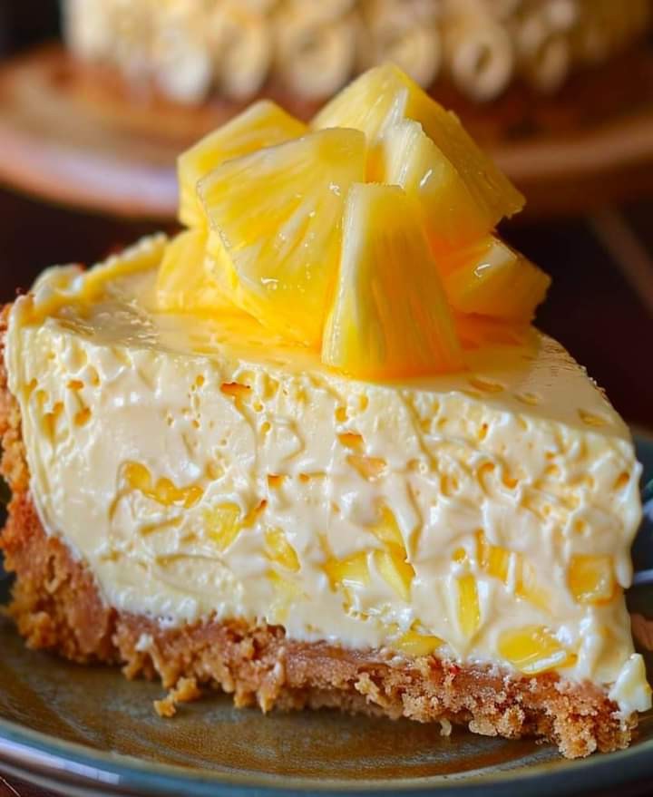 No-Bake Pineapple CheesecakeNo-Bake Pineapple Cheesecake - CYSSERO