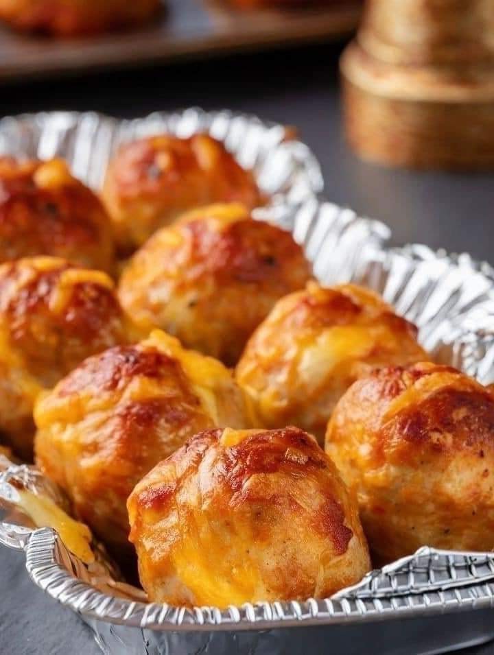 Cheesy Meatball Bombs Recipe - CYSSERO