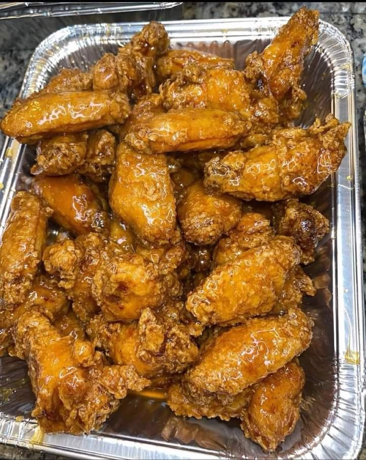 Crispy Glazed Chicken Wings - CYSSERO