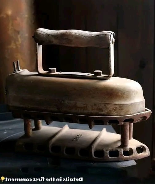 A Glimpse into History: The Evolution of the Antique Iron - CYSSERO