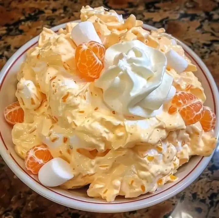 Mandarin Orange Fluff Salad - CYSSERO