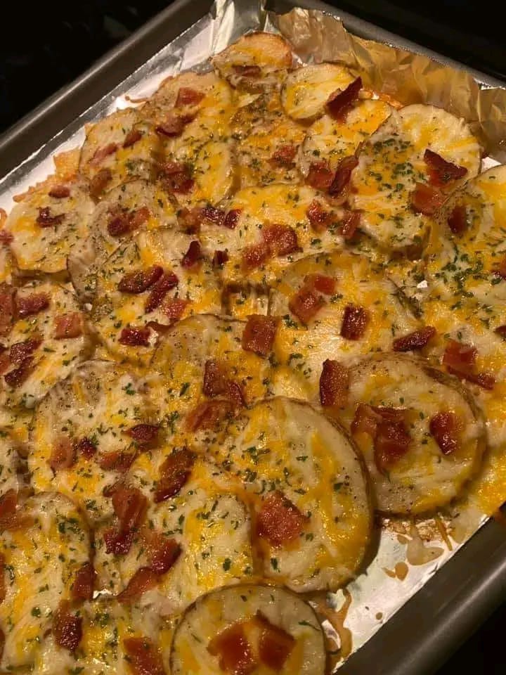 Cheesy Bacon Potato Bake - CYSSERO