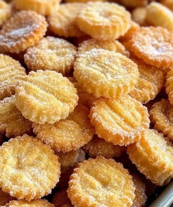 "Golden Sugar Crisp Cookies: A Sweet, Crunchy Delight" - CYSSERO