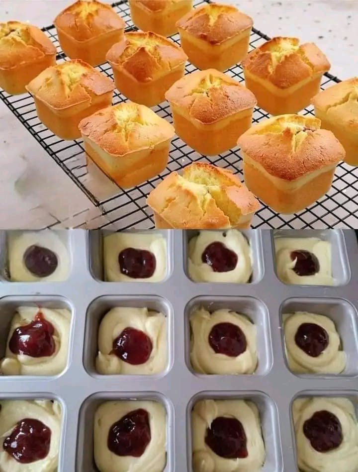 Mini Jam-Filled Cakes Recipe - CYSSERO