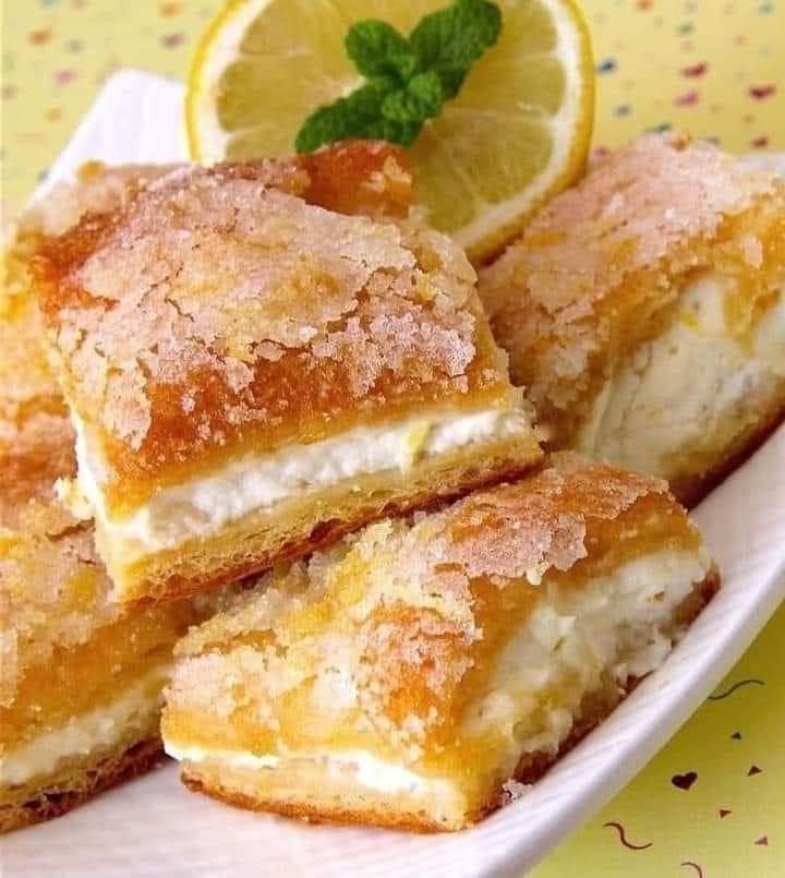 "Luscious Lemon Cream Bars Recipe: A Tangy and Sweet Delight - CYSSERO
