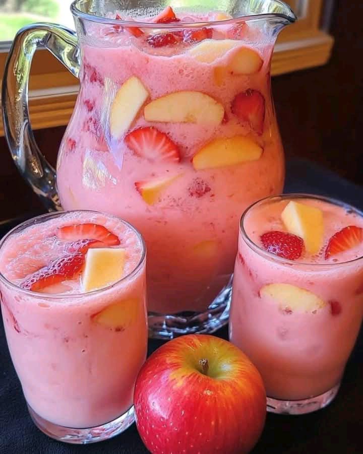Creamy Strawberry Apple Punch - CYSSERO