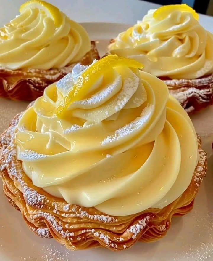 Lemon Cream Swirl Tartlets - CYSSERO