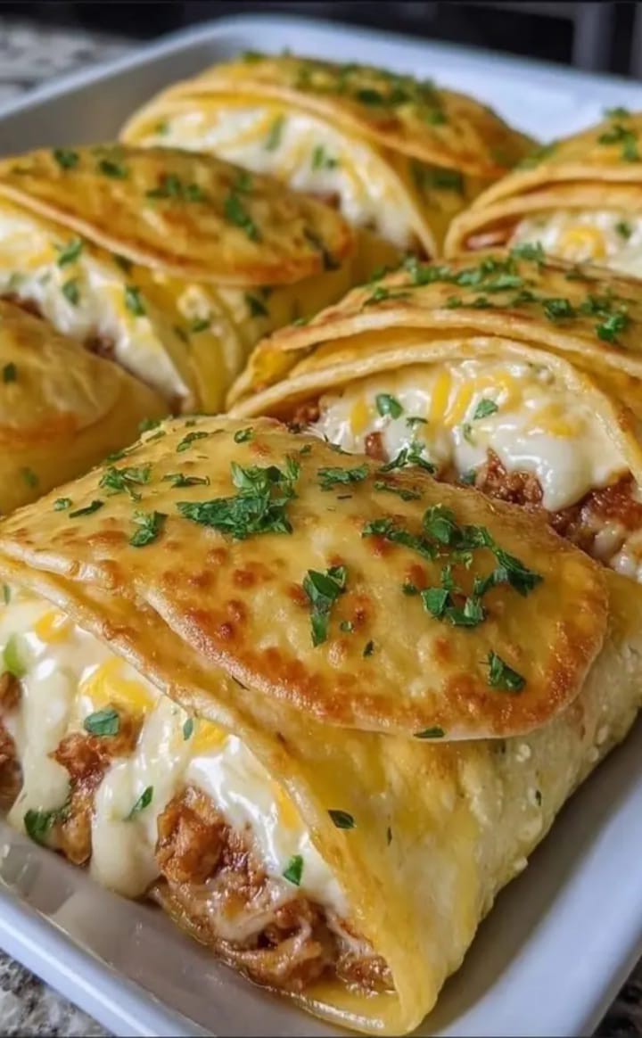 Cheesy Chicken Enchilada Crepes - CYSSERO
