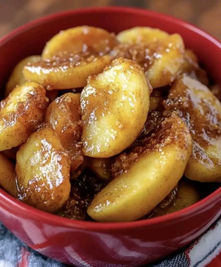 Cinnamon Caramelized Apples - CYSSERO