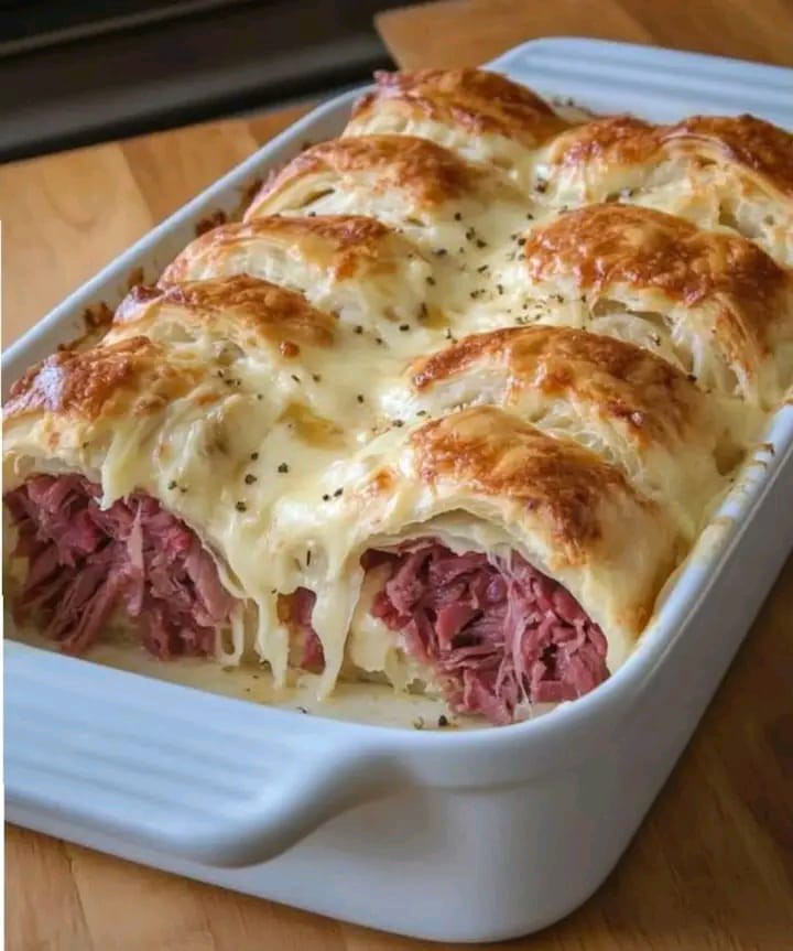 Cheesy Baked Puff Pastry Rolls with Shredded Beef - CYSSERO
