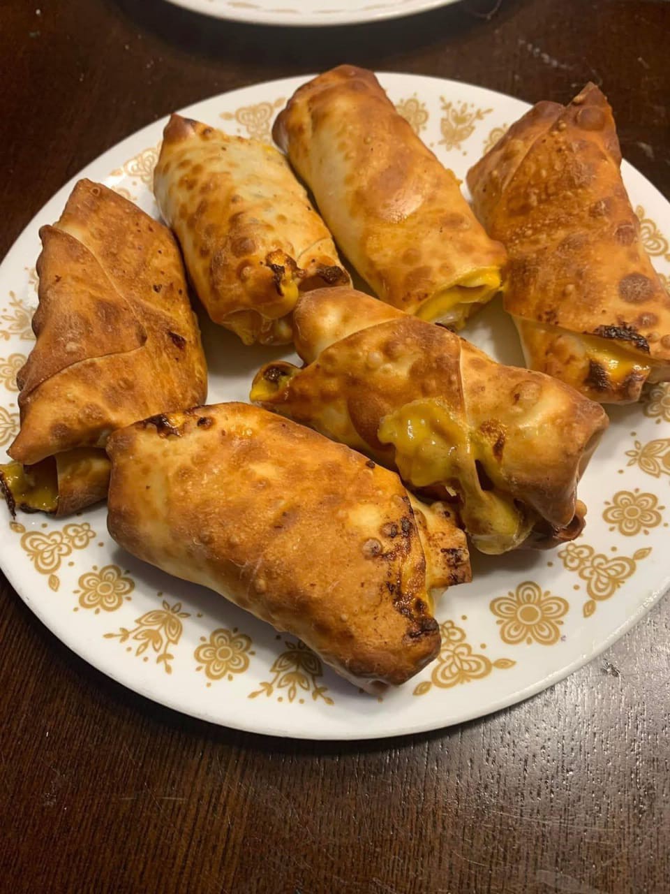 Crispy Cheesy Egg Rolls - CYSSERO