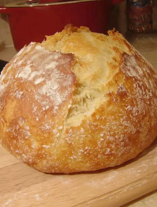 Homemade Rustic Crusty Bread - CYSSERO