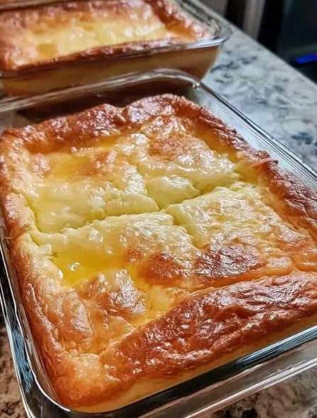 Golden Baked Cheesy Potato Casserole - CYSSERO